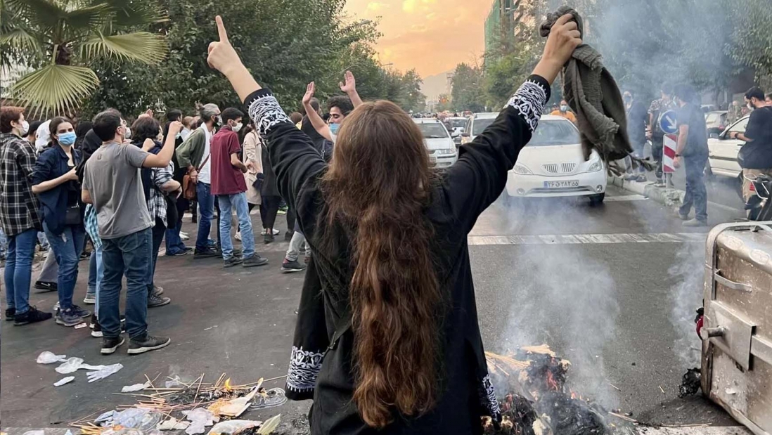 زنانی که نترسیدن را تمرین کردهاند امید رضایی در گفتوگو با یک جامعه